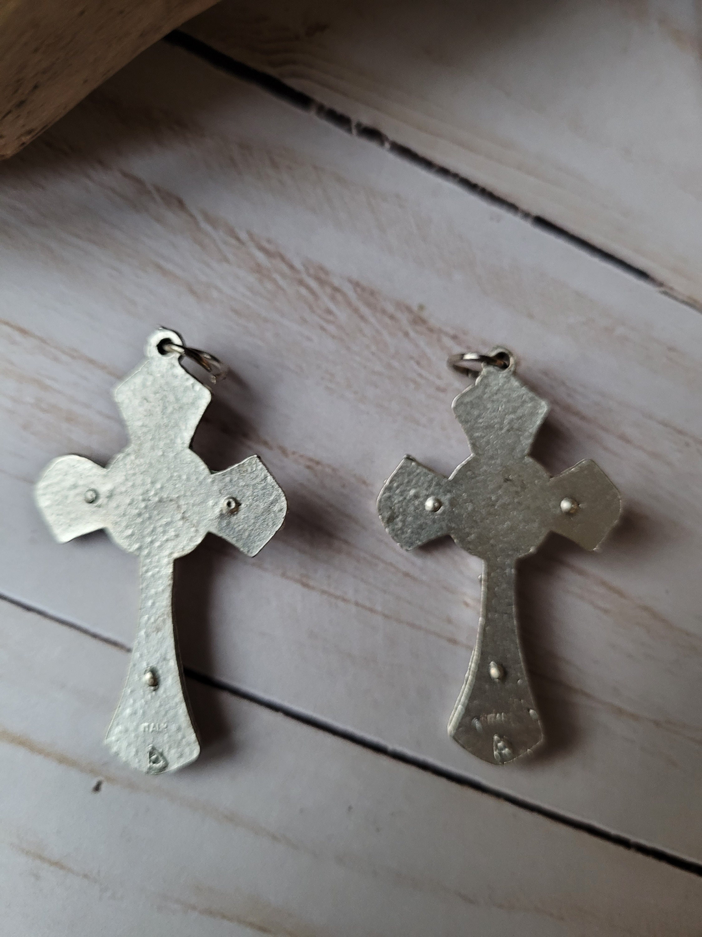 2 Silver Crucifixes, Rosary Crucifix - Etsy