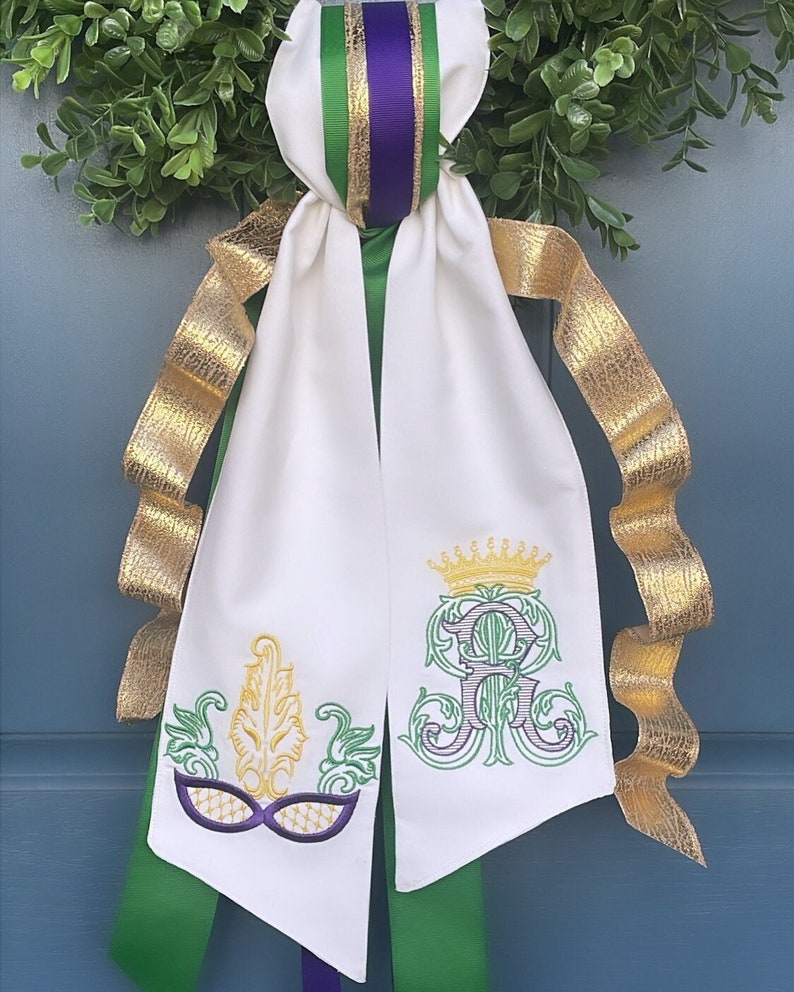 Mardi Gras Wreath Sash With Monogram, Custom Embroidered Wreath Sash ...