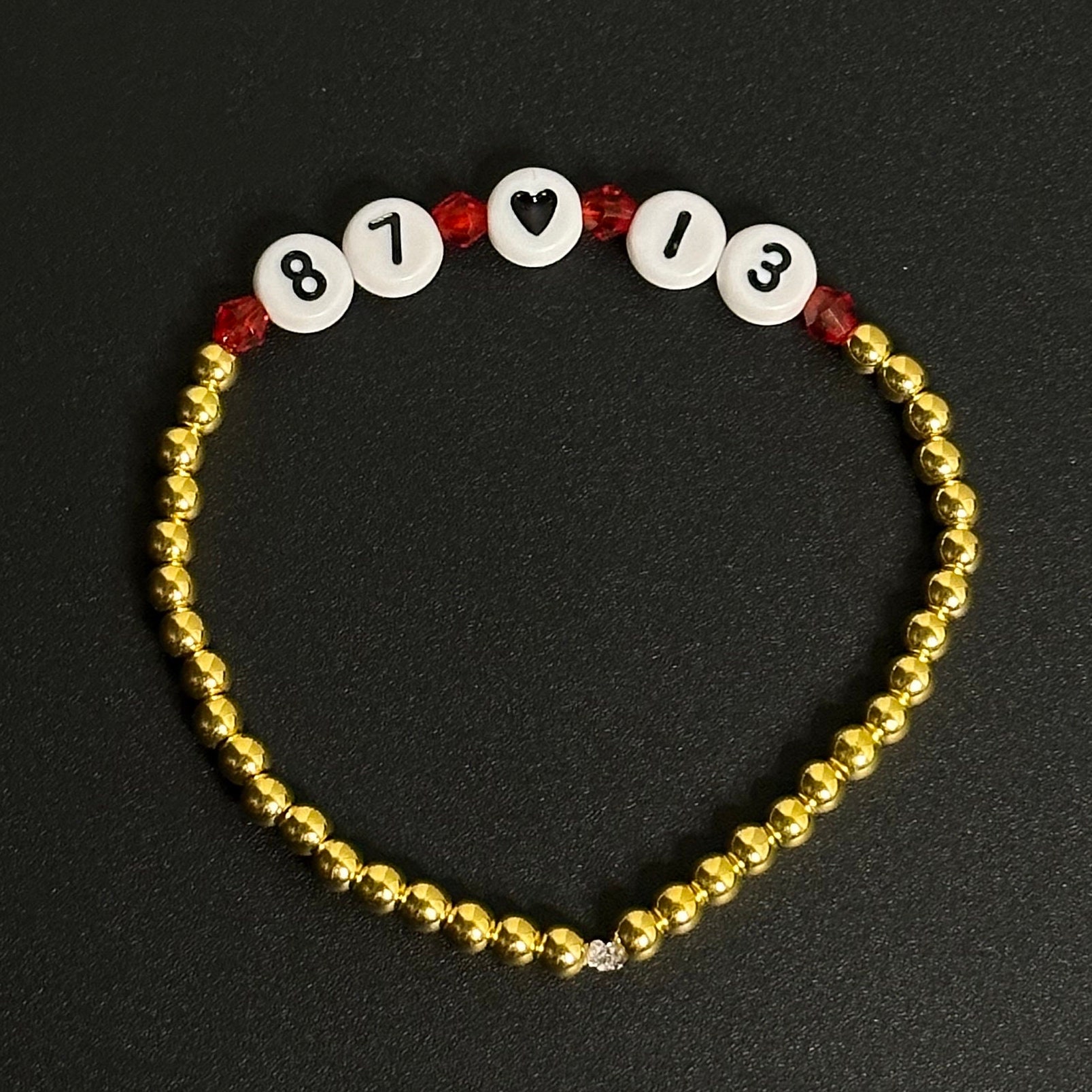 87 Hearts 13 Gold Swifty Beaded Friendship Bracelet for Game Day - Etsy