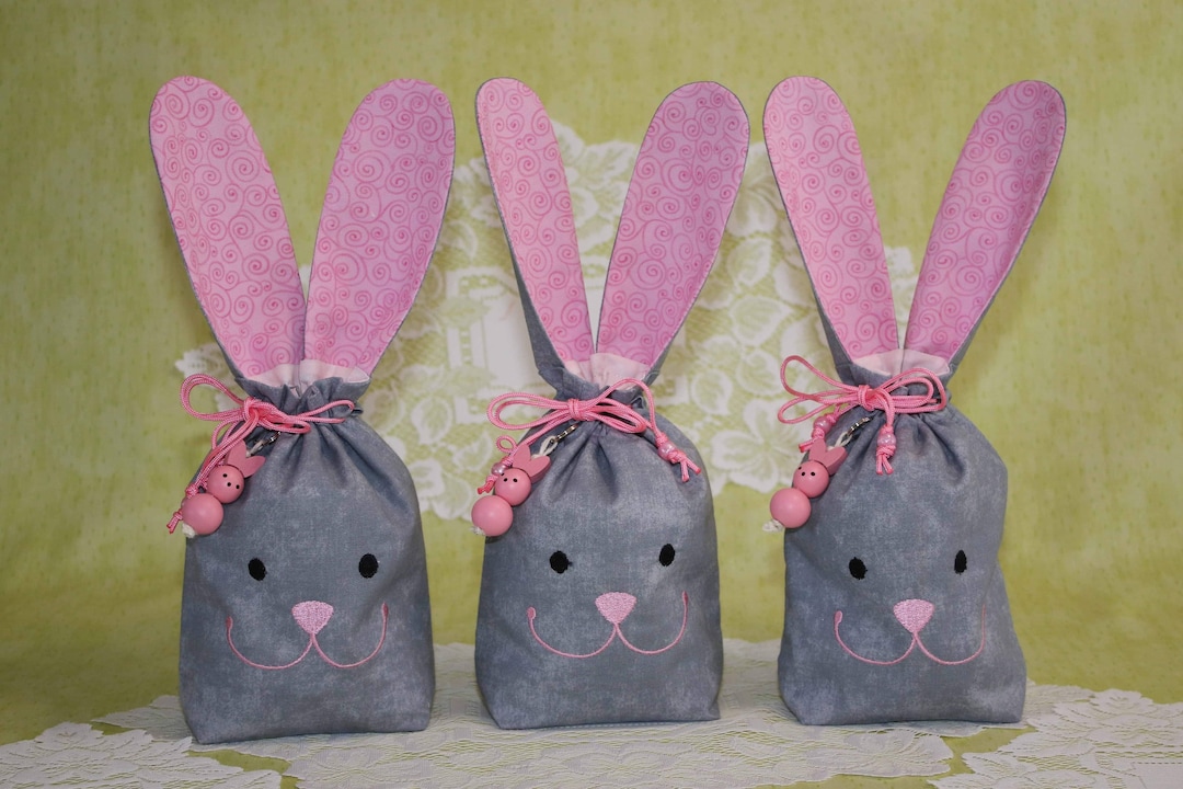 Easter Bunny Gift Bags Reusable Set of 3 Drawstring Sacks - Etsy