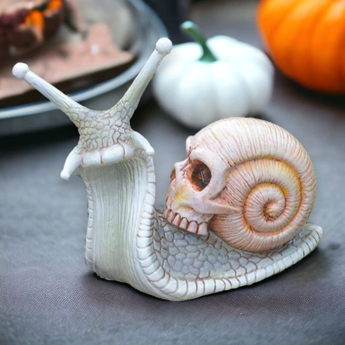 Snail Skull Statue, Garden Snail, Halloween Decoration, Skull, Outdoor ...