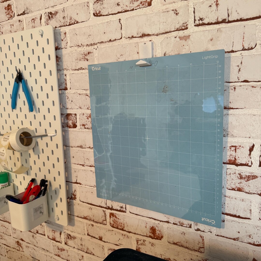 Cricut Mat Storage Hook Wall Mount for Cricut Cutting Mats Organization ...