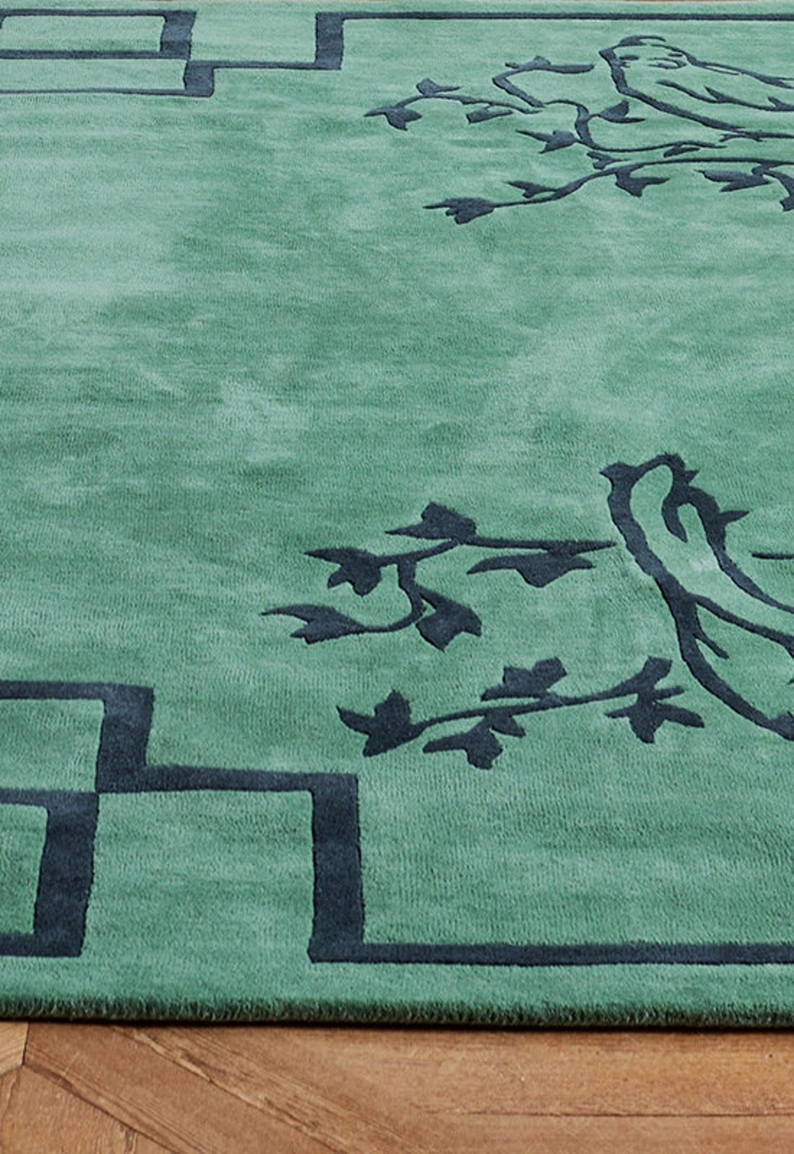 Chinoiserie Parrot Green & Dark Blue, Hand-tufted 100% Wool Handmade ...