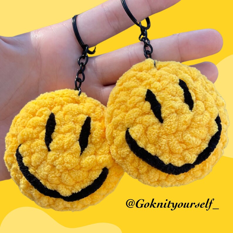 Smiley Face Crochet Keychain - Etsy
