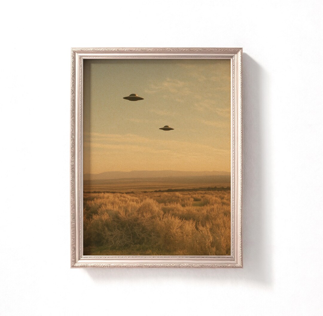 Vintage UFO Photograph Digital Download, 1980s Utah Wilderness UFO ...