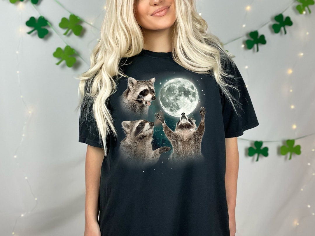 Three Raccoons Vintage Graphic T-shirts, Retro Raccoon Moon Tshirt ...