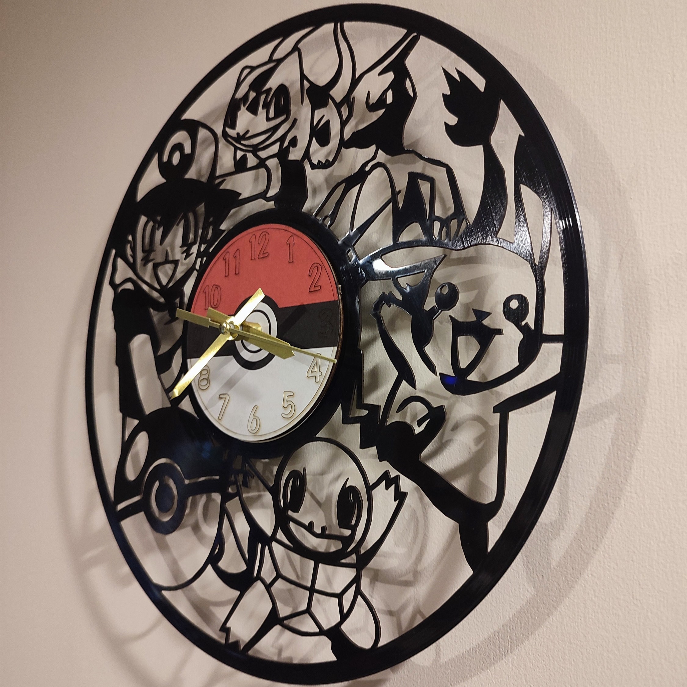 Pokémon Vinyl Clock, Pokéball Clock Face, Unique Clock - Etsy