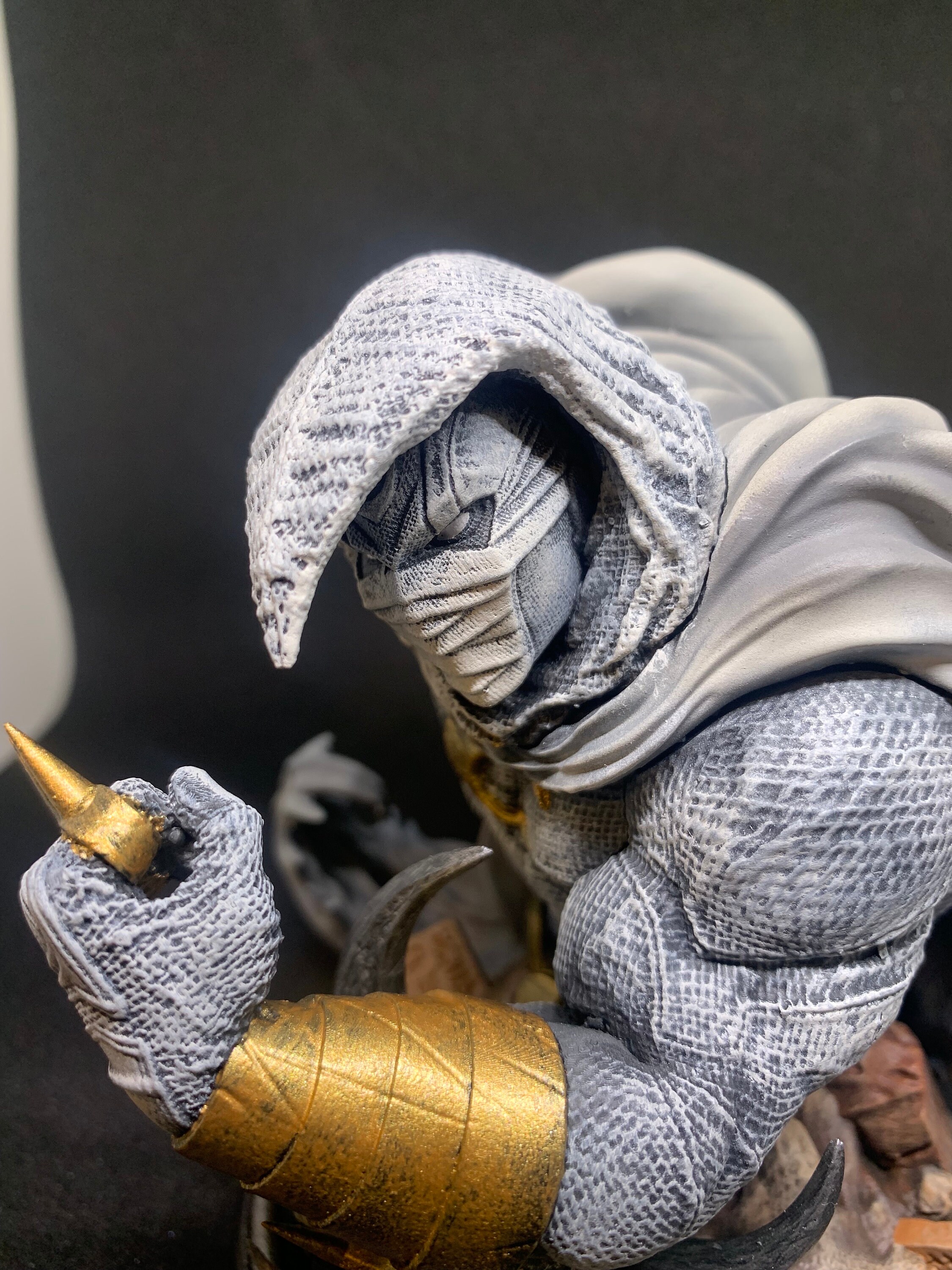 Moon Knight Figure 4k Resin 3D Printed and Painted - Etsy