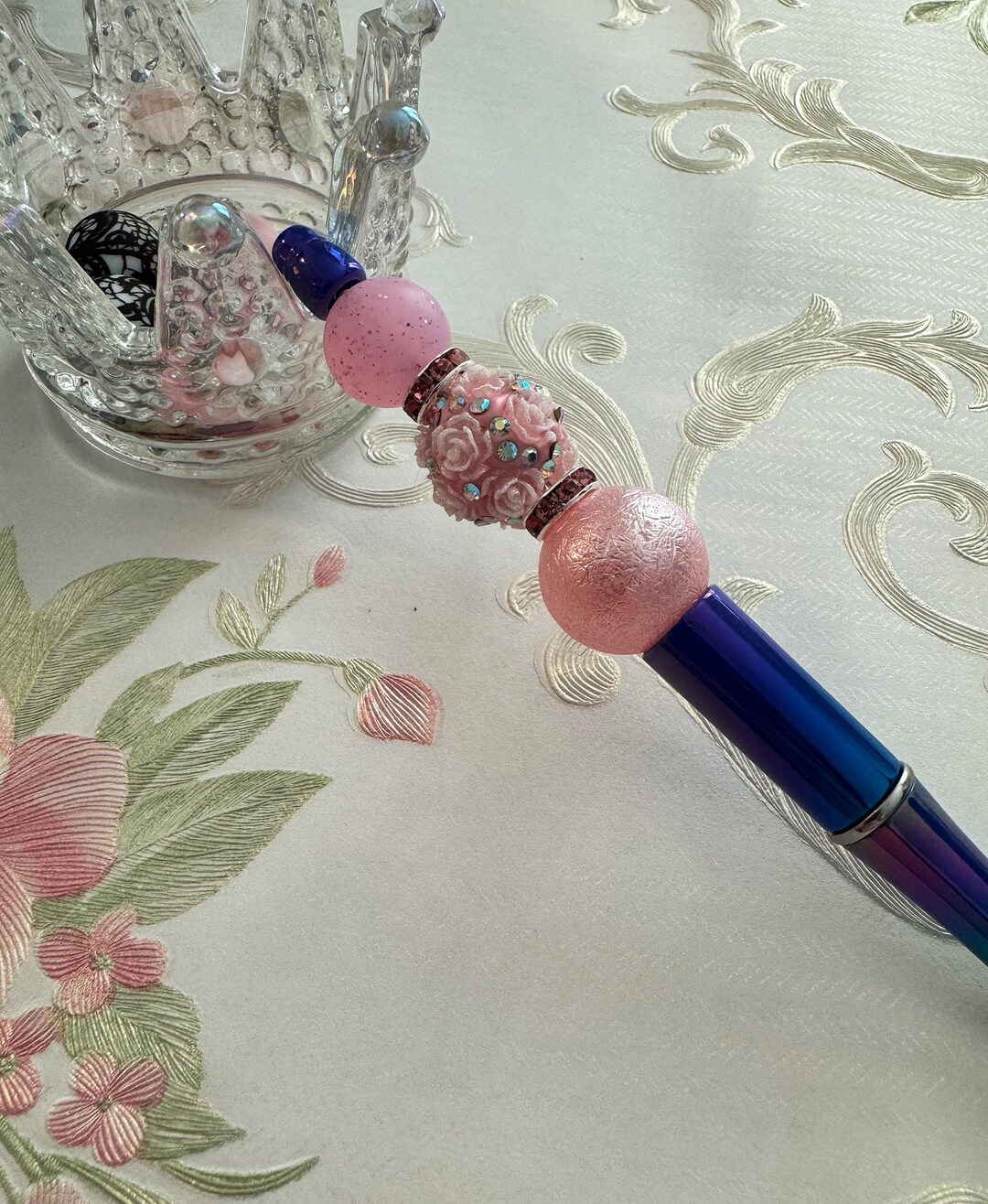 Regency Roses & Lace Pen plus 15 Beads Customizable Beadable Pen Kit ...