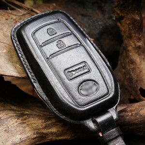Toyota Corolla GR 2023-2024 Handcraft Leather Key Fob Cover Key Chains ...
