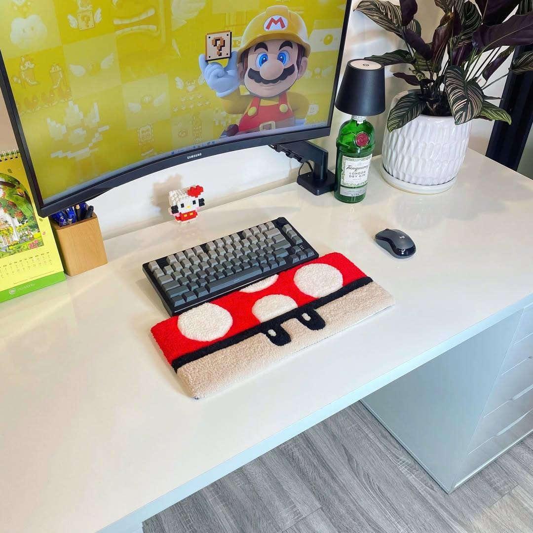 Mario Eyes Tufted Keyboard Wrist Rest | Retro Gaming Mechanical ...