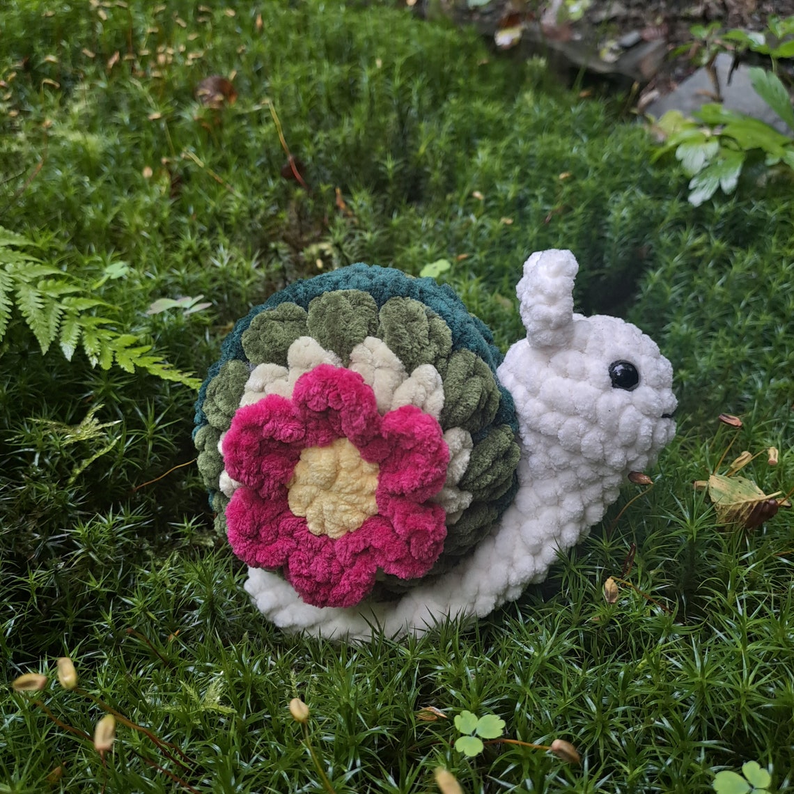 Flower Granny Square Snail PDF Pattern for Amigurumi Animals - Etsy