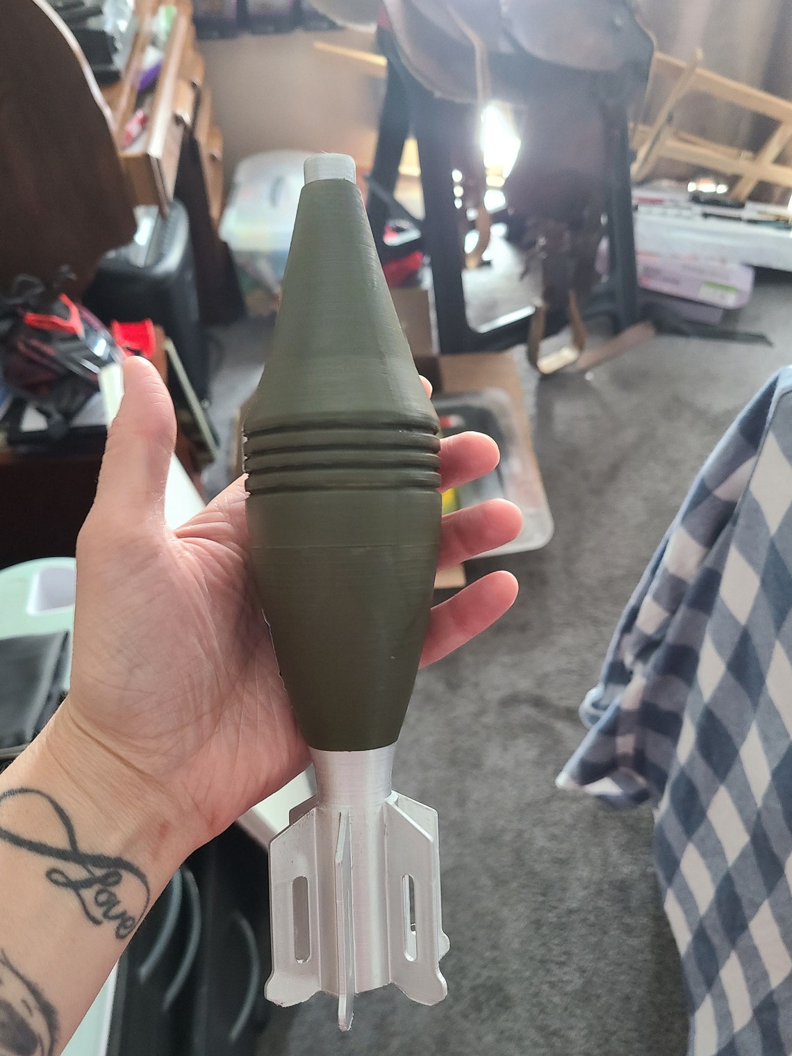 WWI Replica Mortar Shell Display: Historical Elegance for Collectors ...