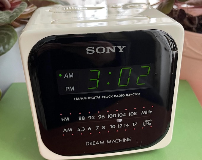 Vintage 80's White Sony Dream Machine AM/FM Alarm Clock Radio With ...