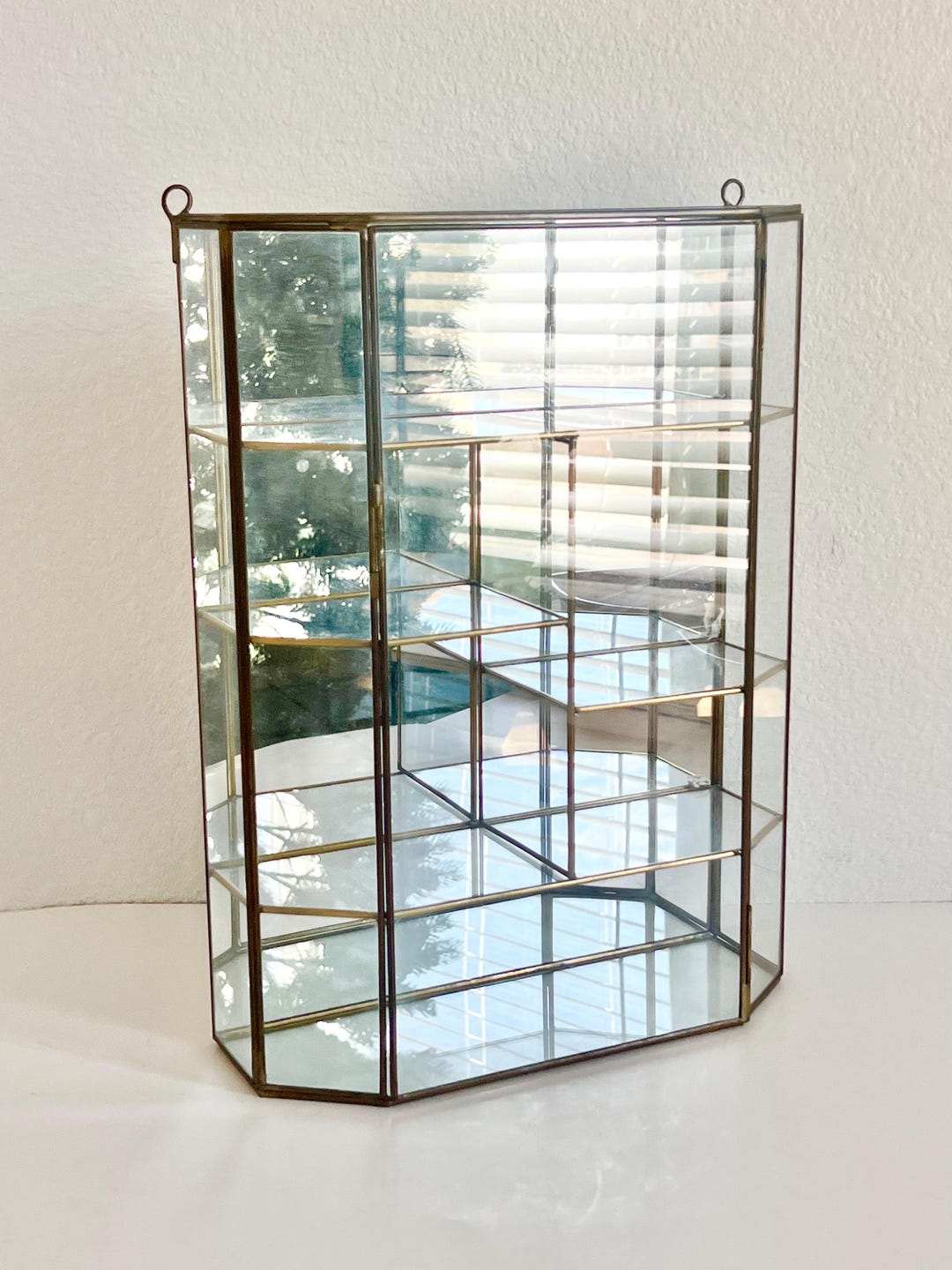 Vintage Wall Display for Trinkets, Vintage Organizer Shelf, Decorative ...