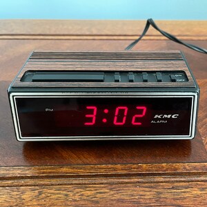 Vintage 80's Kmart Corporation Digital Woodgrain Alarm Clock - Etsy