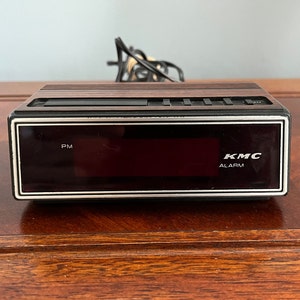 Vintage 80's Kmart Corporation Digital Woodgrain Alarm Clock - Etsy