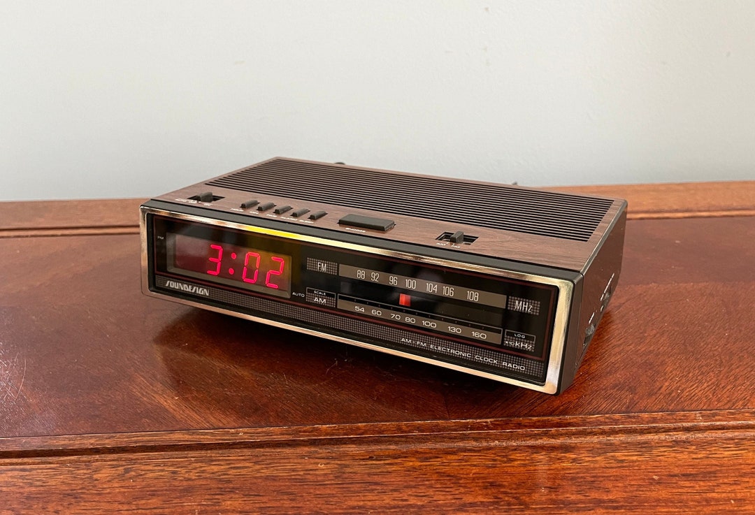Vintage 80's SOUNDESIGN Digital Alarm Clock Radio - Etsy