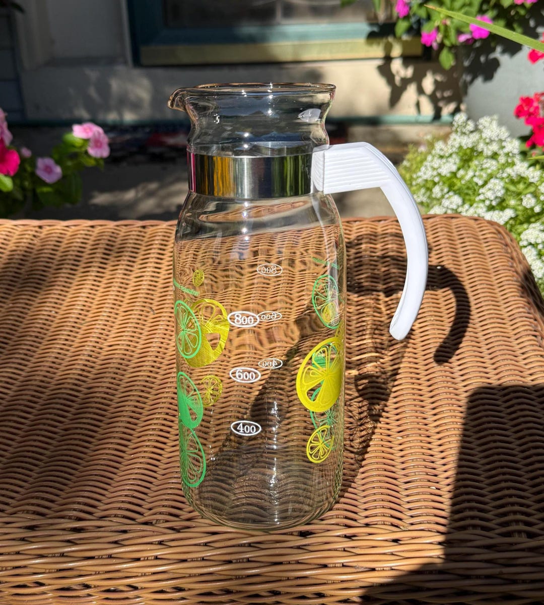 Vintage 70's Lemon and Lime Glass Pyrex Carafe/pitcher, No Lid - Etsy