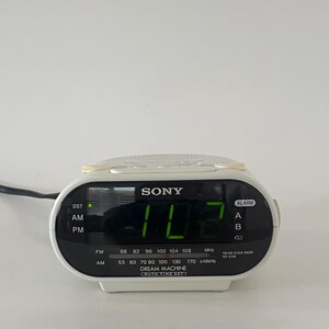 White Sony Dream Machine Digital Dual Alarm Clock/radio, Green LED - Etsy