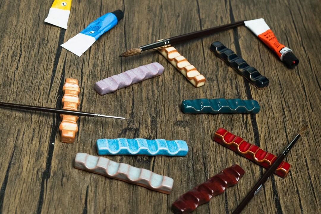 Paint Brush Rest for Artist, Ceramic Brush Holder, Paintbrush Holder ...