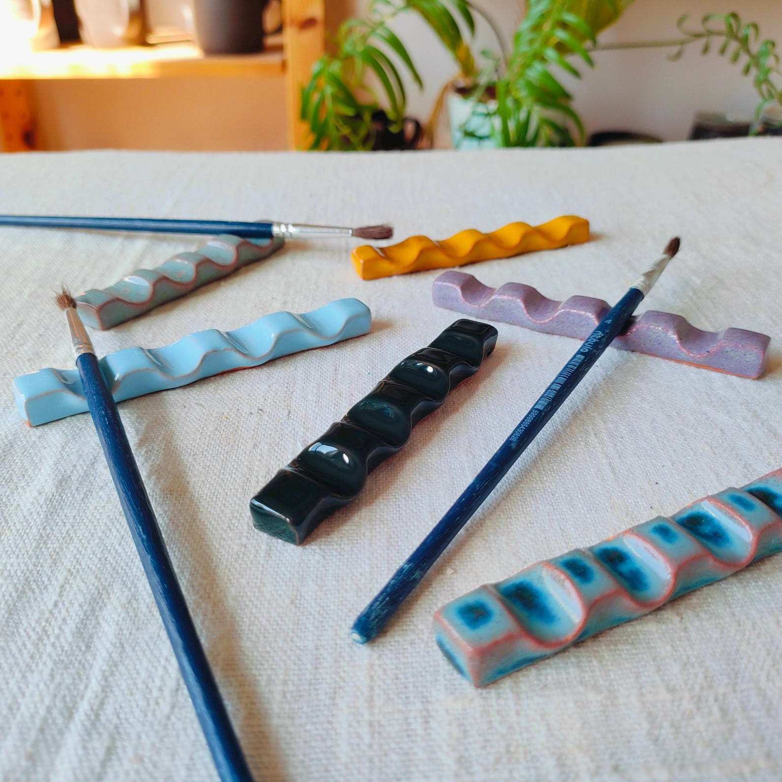 Ceramic Paint Brush Rest for Artist, Pottery Brush Rest Gift for ...