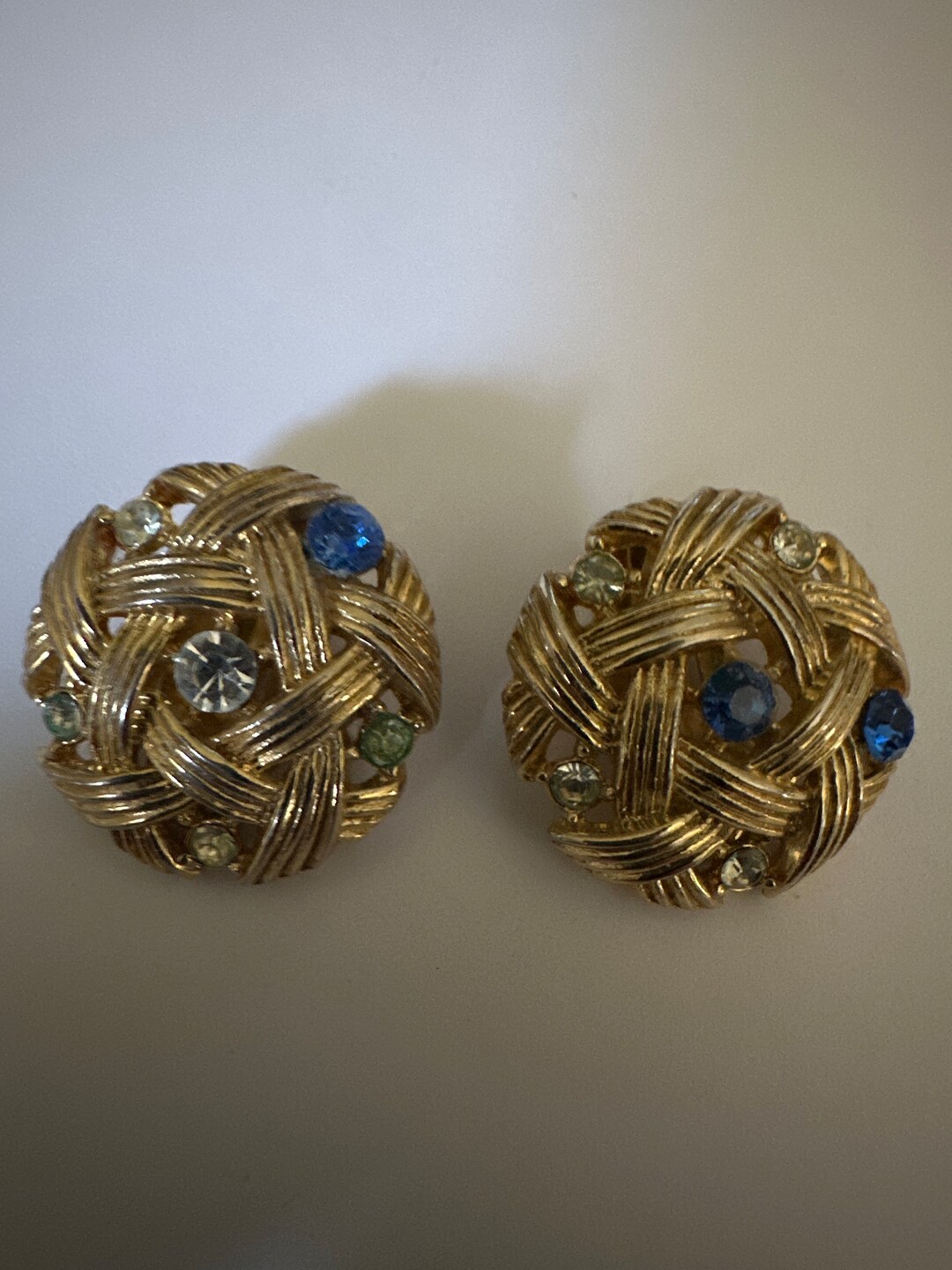 Crown Trifari Vintage Mid-century Basket Weave Button Earrings - Etsy