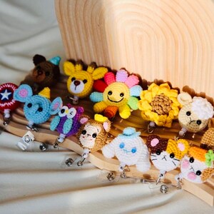 Crochet Animal Badge Reel, Handmade Retractable Badge Topper - Etsy