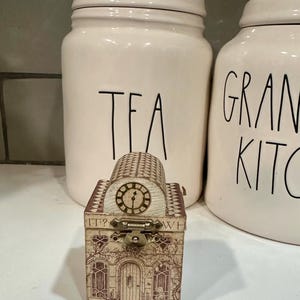 Vintage Miniature Jack-in-the-box by Ann Fuller Designs in England - Etsy