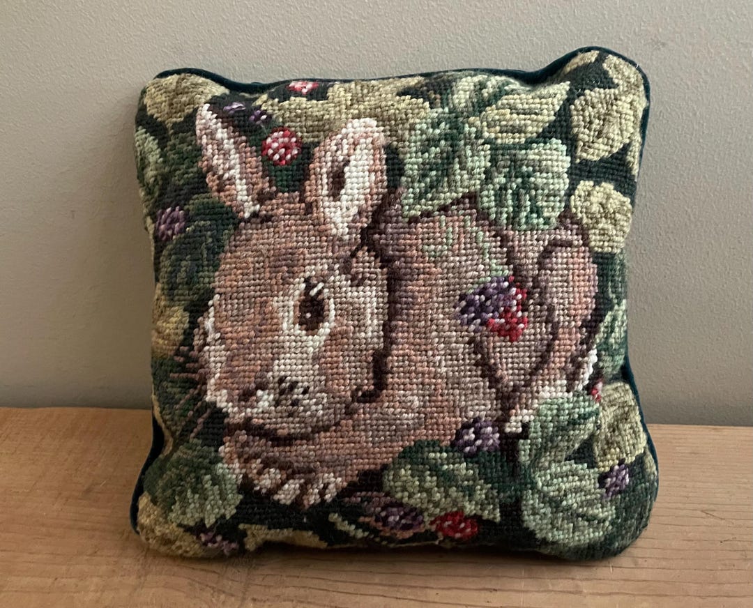 Vintage Needlepoint Bunny Rabbit Pillow - Etsy