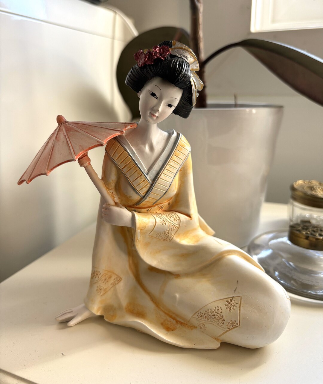 Vintage Geisha Statue Figurine - Etsy