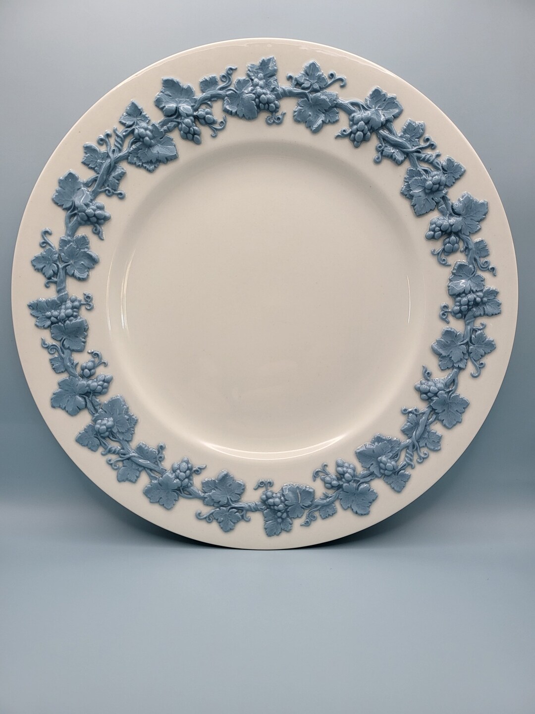 Rare! Lg Dinner Plate, Wedgwood, Lavender on Cream - Etsy