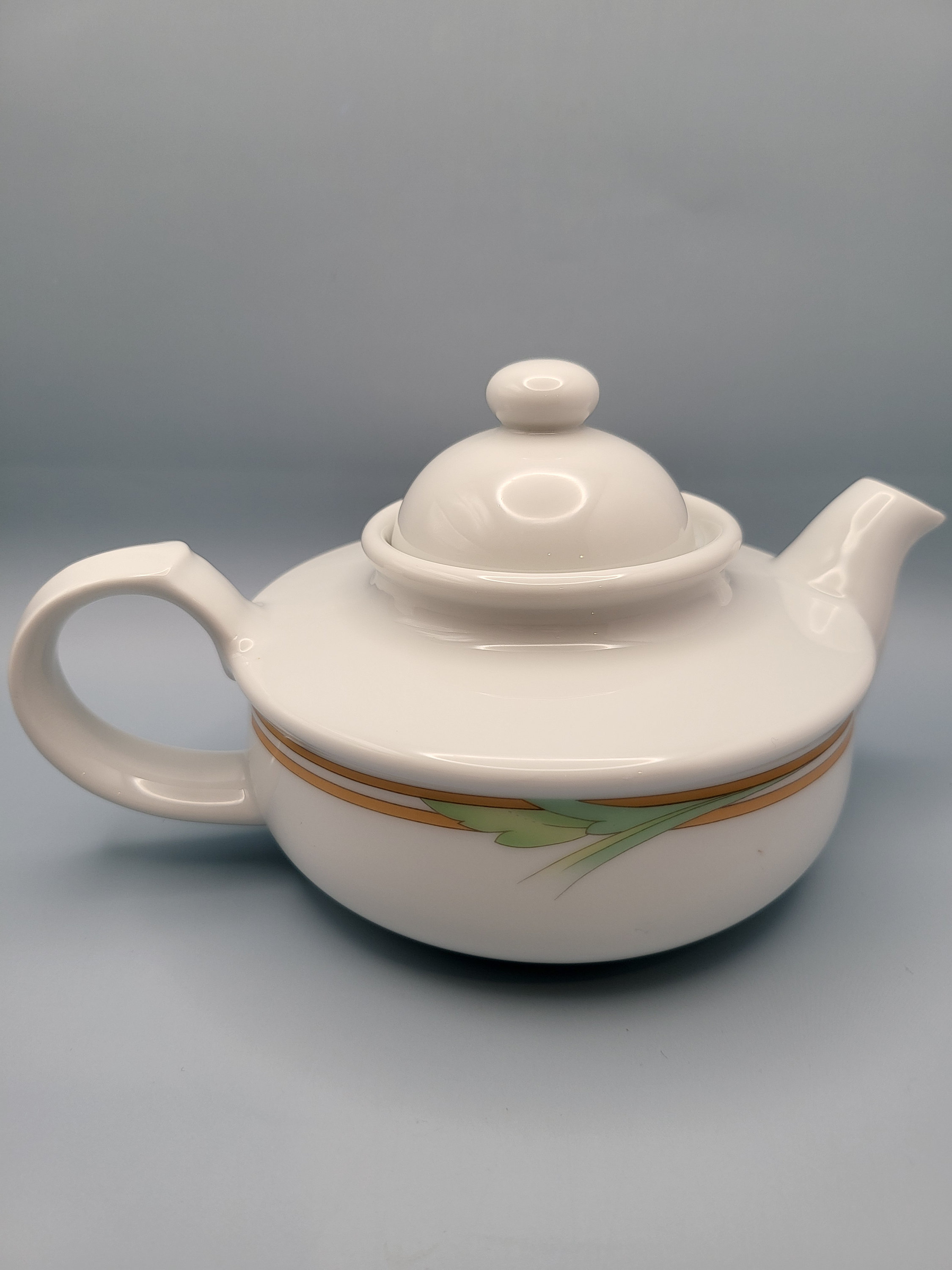 Vintage Teapot, the Toscany Collection, Tulip Pattern - Etsy