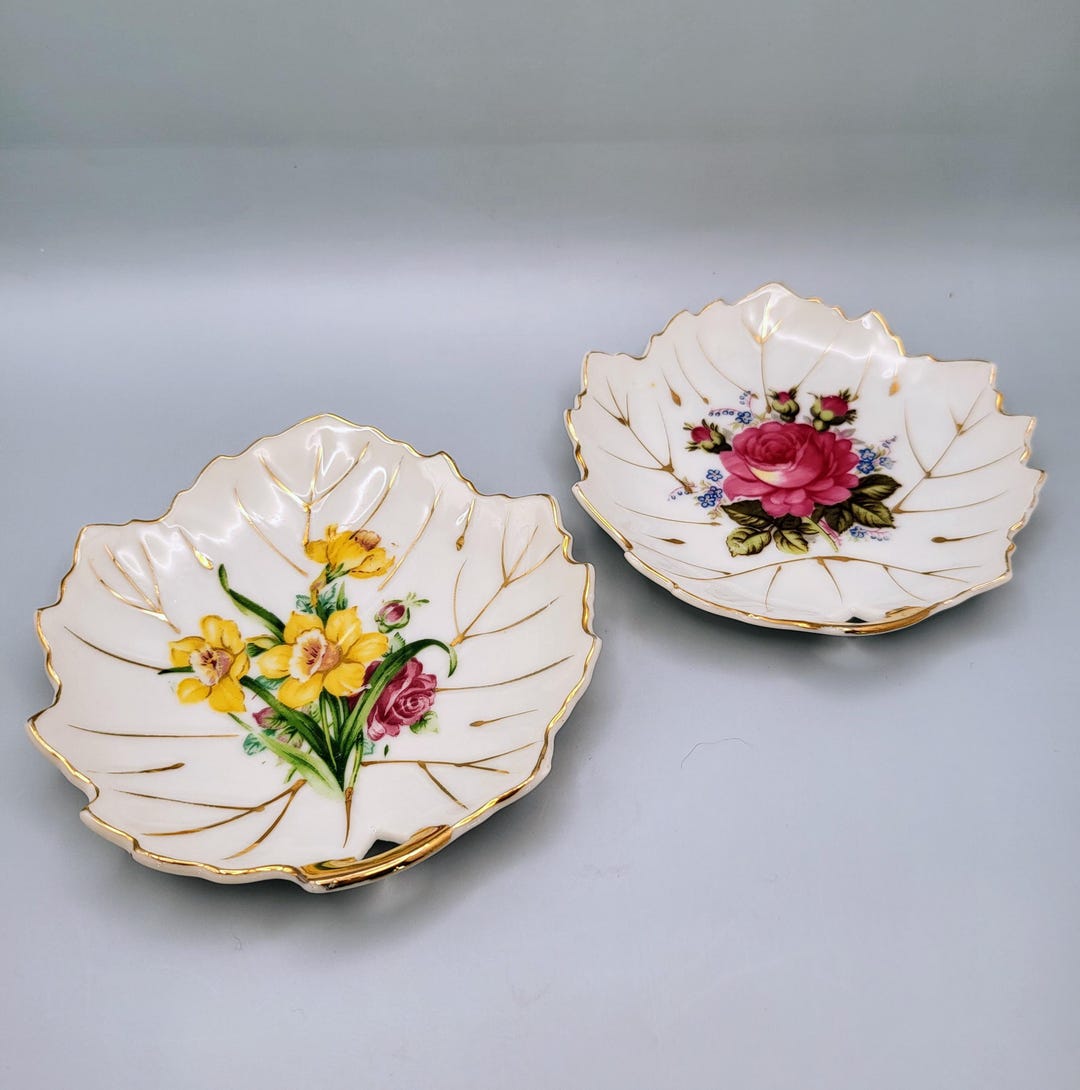 NASCO Hand-painted Leaf Pattern Dish Set – Mid-century Charm - Etsy