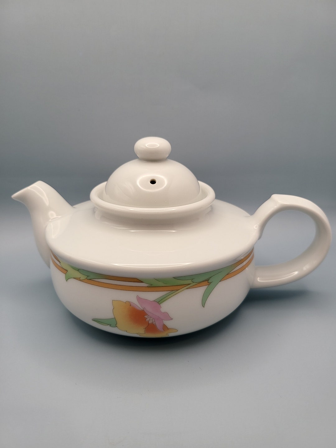 Vintage Teapot, the Toscany Collection, Tulip Pattern - Etsy