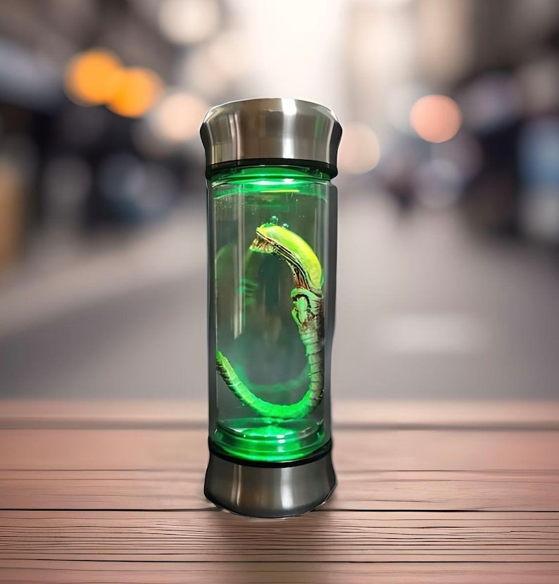 UK Alien Xenomorph XX121 Facehugger/chestburster Glow Jar - Etsy