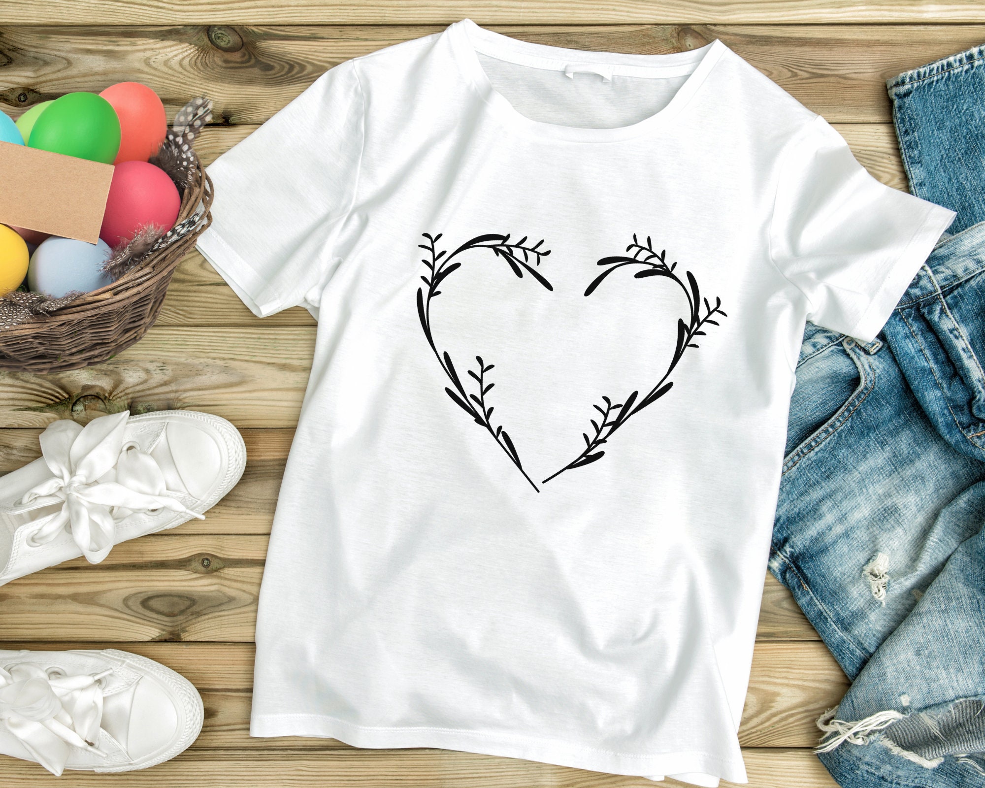 10 Designs of Floral Heart Frame Svg, Floral Heart Png, Floral Heart ...