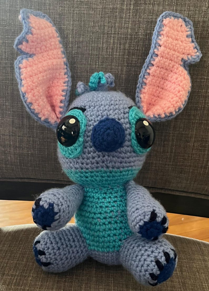 Cute and Adorable Crotchet Stitch Alien! Alien Handcrafted Stuffed Toy ...