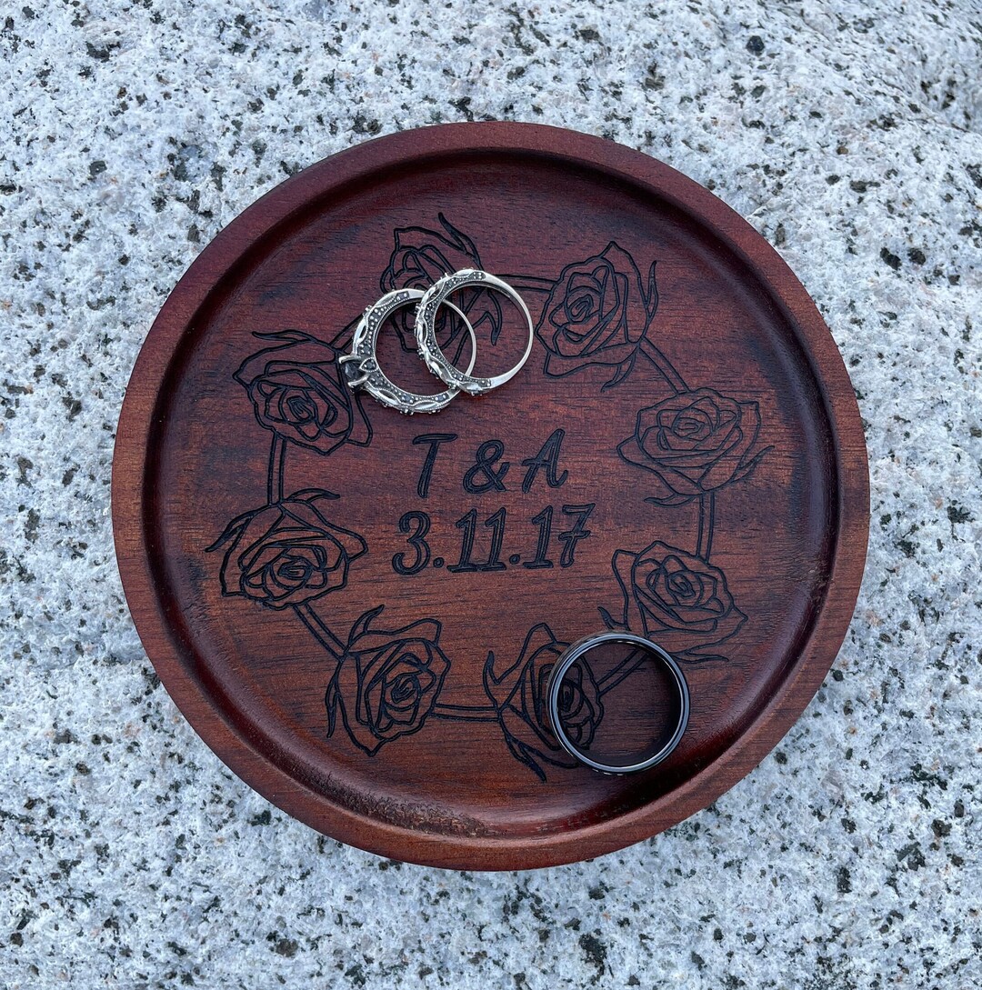 Customizable Wedding Band Trays - Etsy