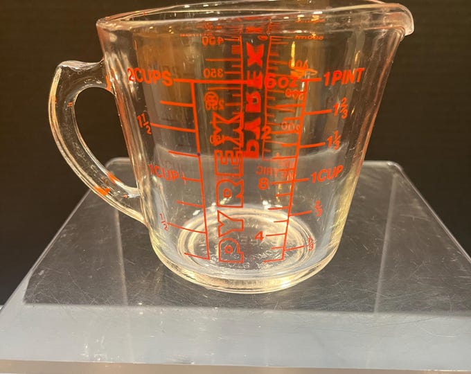 Vintage Pyrex 1960's 2 Cup Glass Measure Cup #516 Red Shadow Outlined ...
