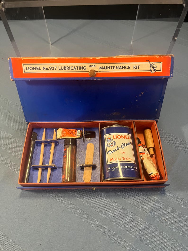 Vintage Lionel No. 927 Lubricating and Maintenance Kit - Original Box ...