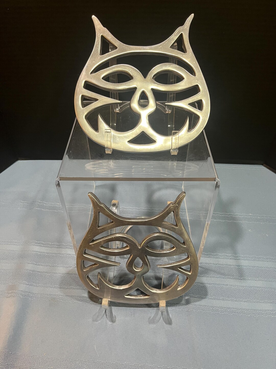 Vintage Aluminum or Silver Metal Large Cat Face Trivet - Set of 2 - Cat ...