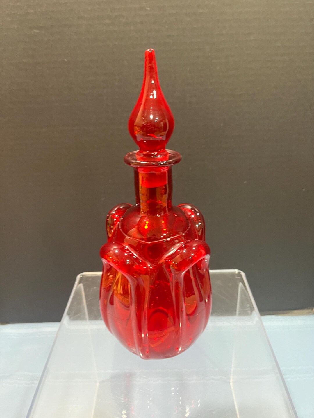 Vintage Mid-century Ruby Red Glass Decanter Tulip Design 10 Decanter - Etsy