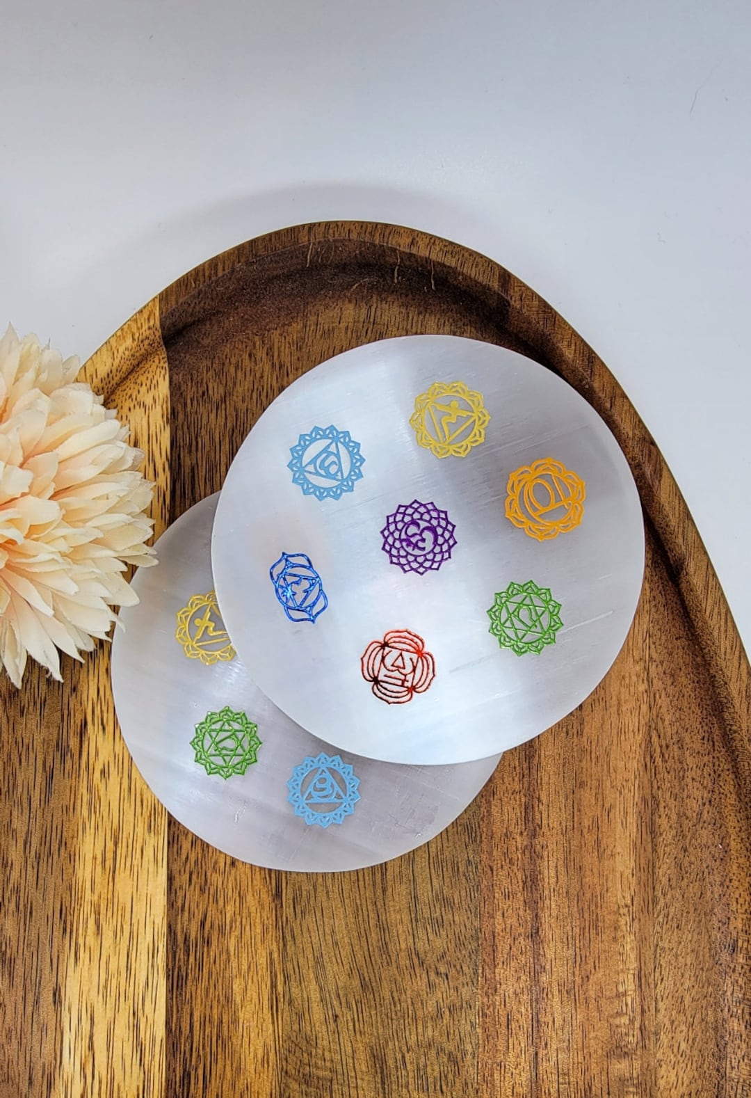 Selenite Chakra Plates: Crystal Charging Station, Reiki Healing Stones ...