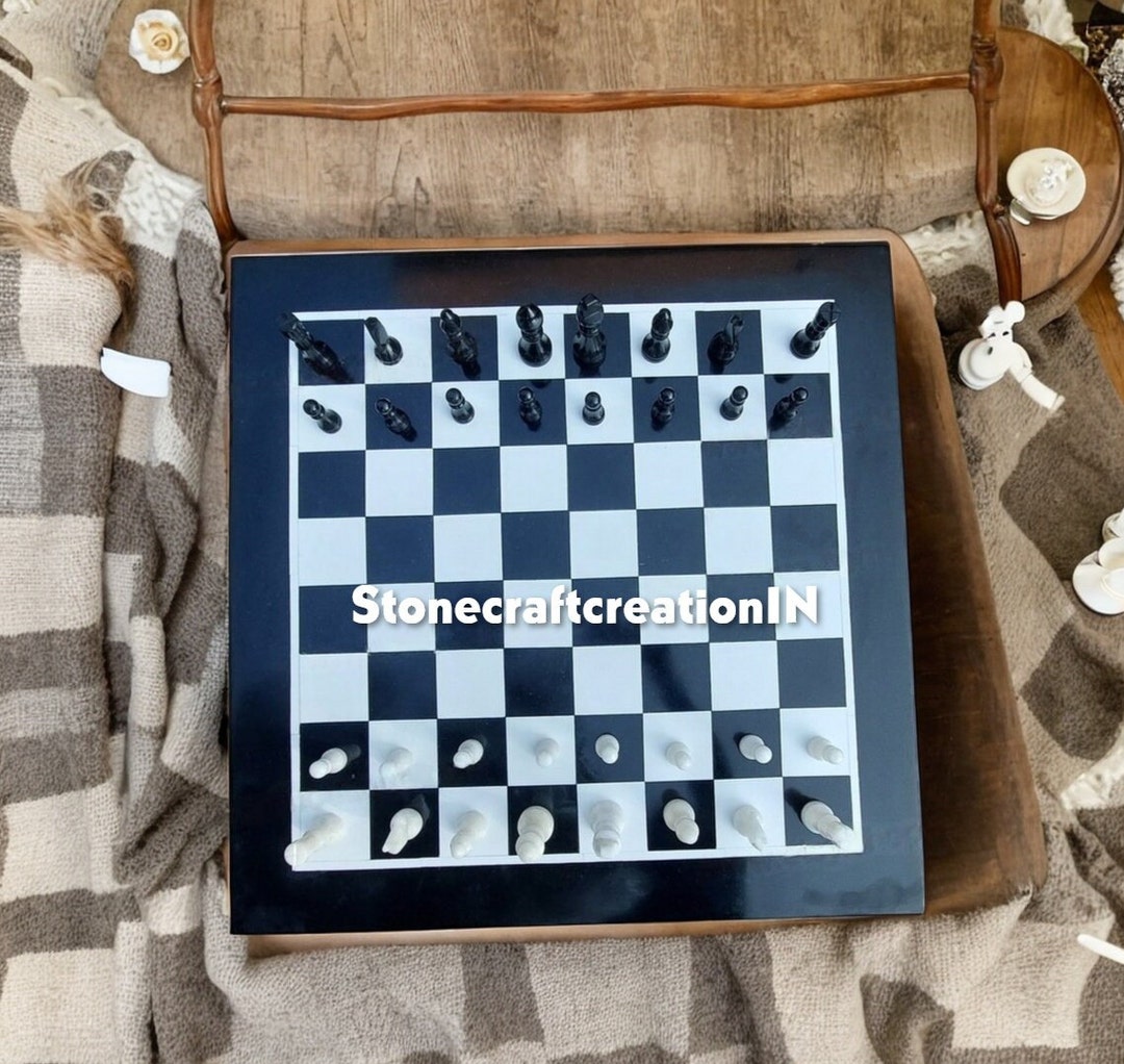 Handmade Marble Chess Set, Marble Chess Table With White Agate Chess ...