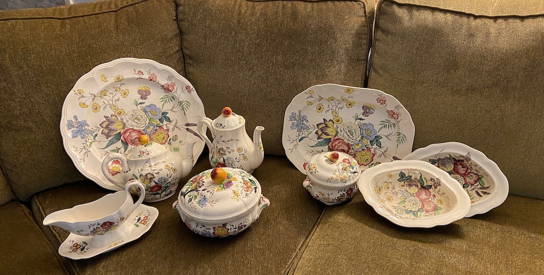 Vintage Copeland Spode China, Gainsborough Pattern, Full Dinnerware ...