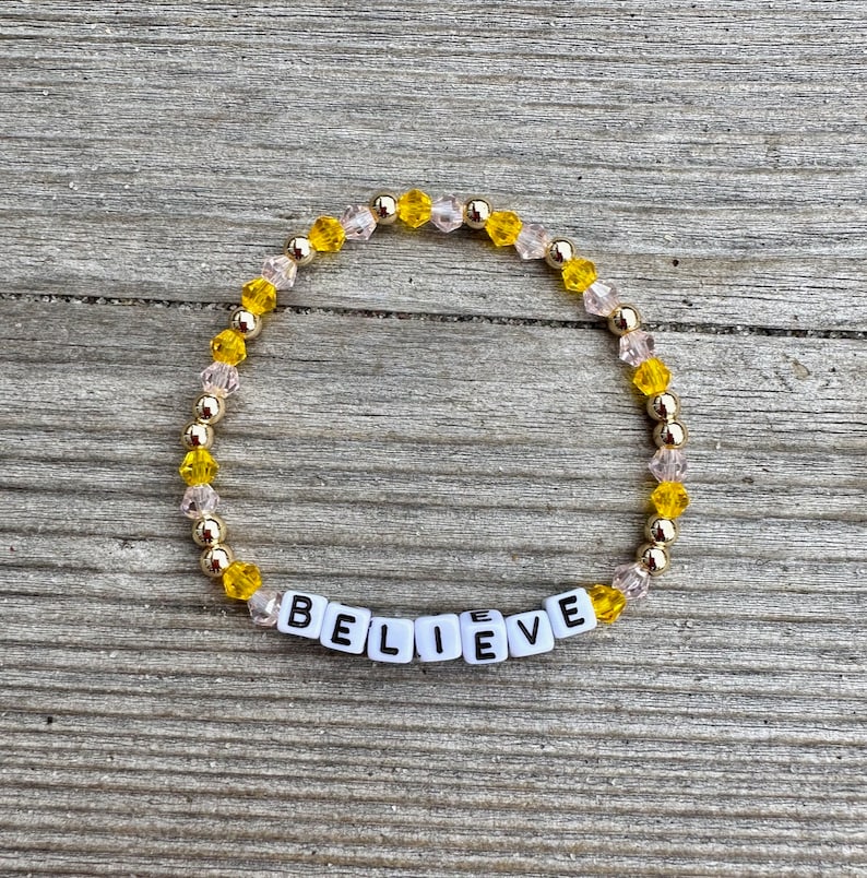 Custom Word Bracelet • Friendship Bracelet - Personalized Bracelet ...