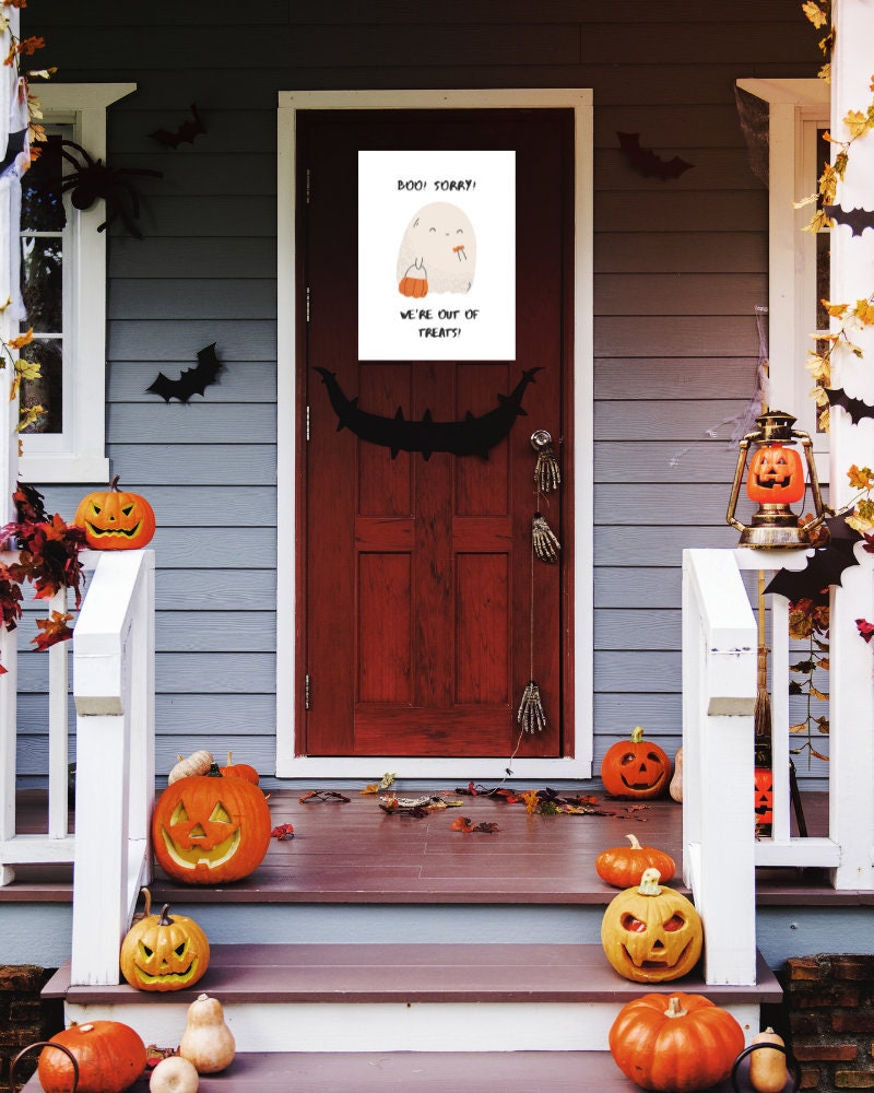 Trick or Treat Door Sign. Halloween Decor. Halloween Door Sign. Trick ...