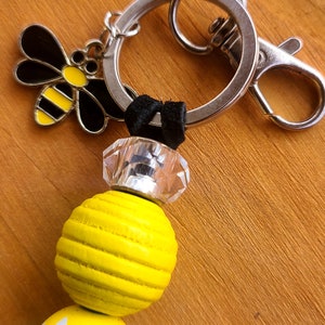 Wood Beaded Keychain Bee Kind Keychain Bumble Bees Honeybees Bee Lovers ...