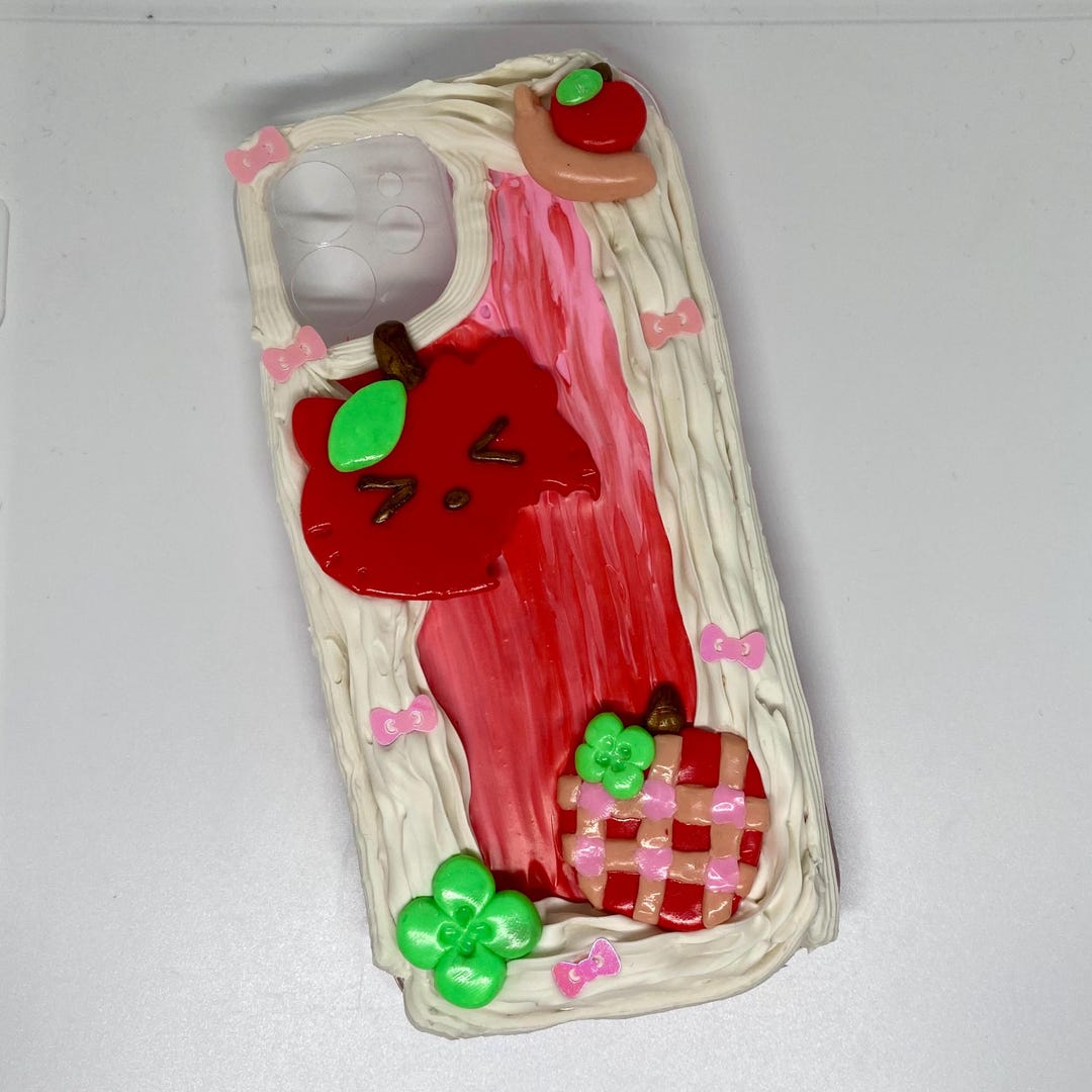 Hello Kitty Sanrio Apple Kawaii Snail Clover Decoden Phonecase | iPhone ...